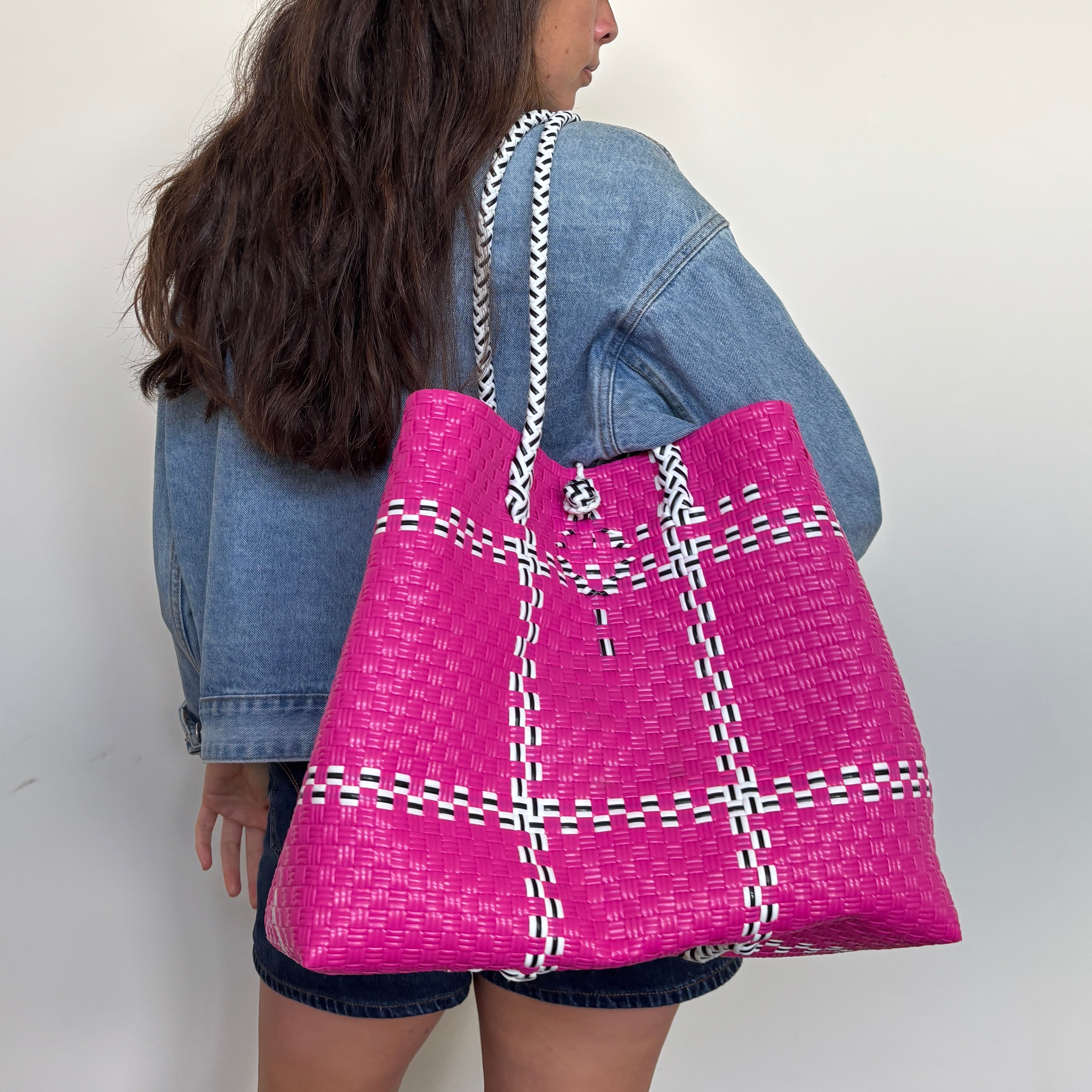 Neon – One Planet Bags
